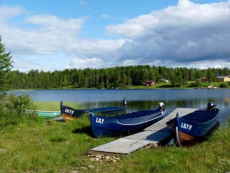 Lake Inari & Inari Village - Visit Inari, Finland, Lapland