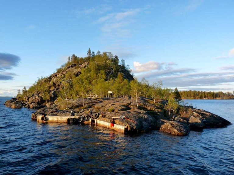 Lake Inari & Inari Village - Visit Inari, Finland, Lapland